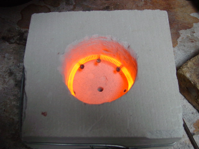 Homemade electric melting furnace